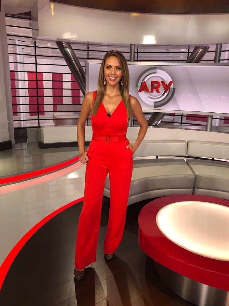 Jessica Carrillo @ Al Rojo Vivo - Giuliana Ardito, Fashion and Wardrobe ...